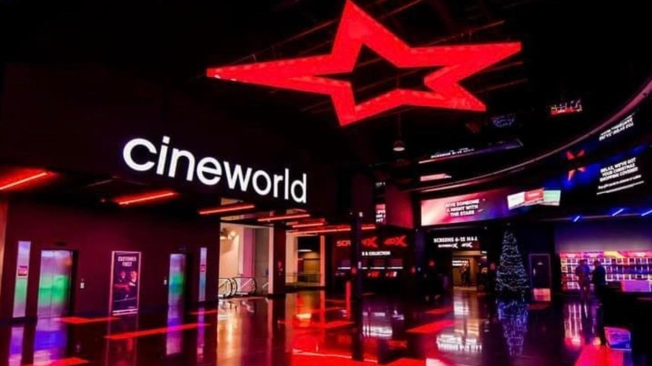 AMC Entertainment Cancels Cineworld Acquisition Negotiations • FrankNez